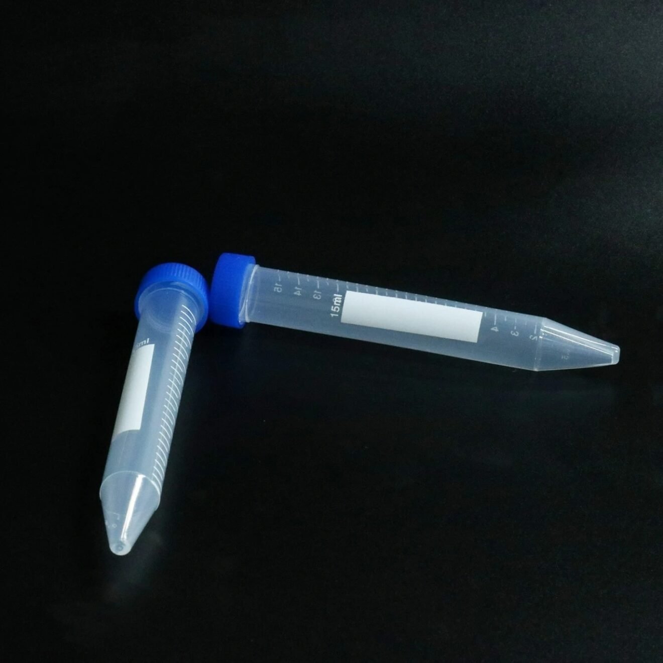 Reliable Lab Consumables: Plastic Centrifuge Tubes